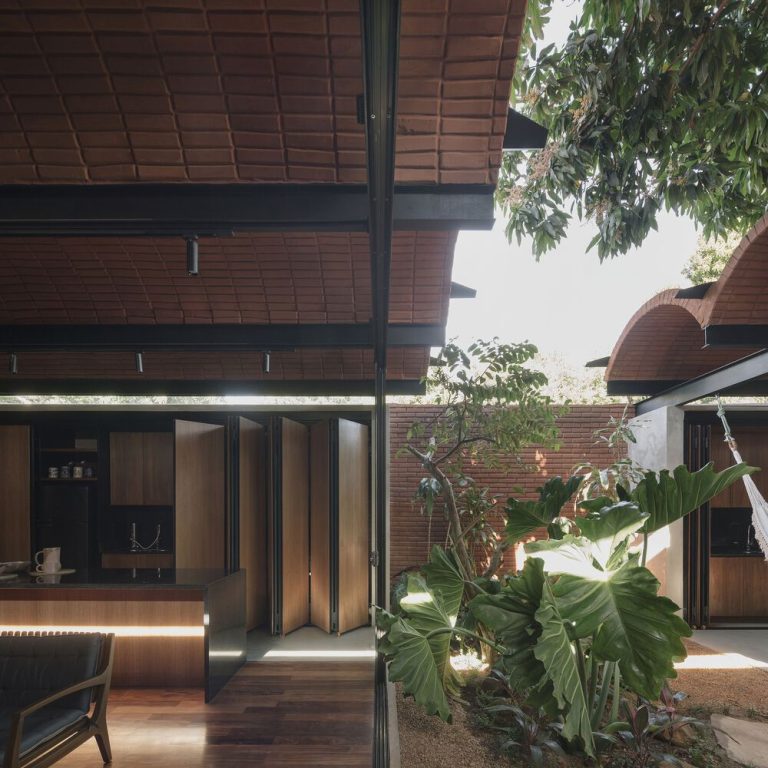 CASA INTERMEDIA /Equipo de Arquitectura - Revista Novarq